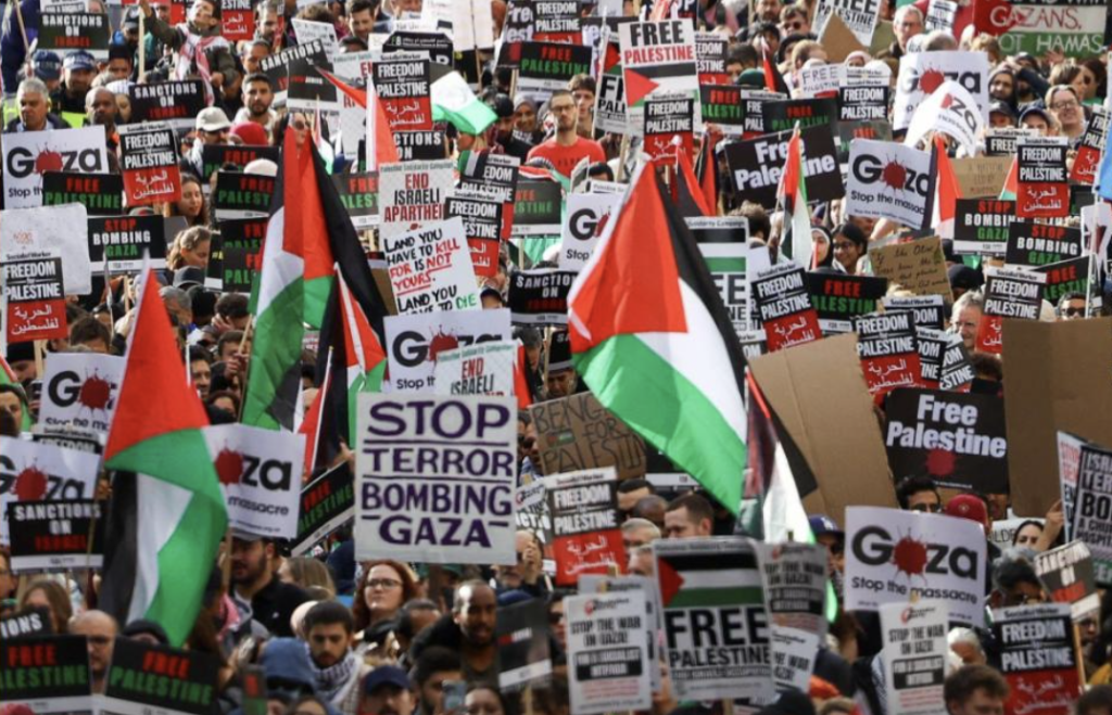 Historic pro-Palestinian march: 300,000 in London demand end to Gaza ...