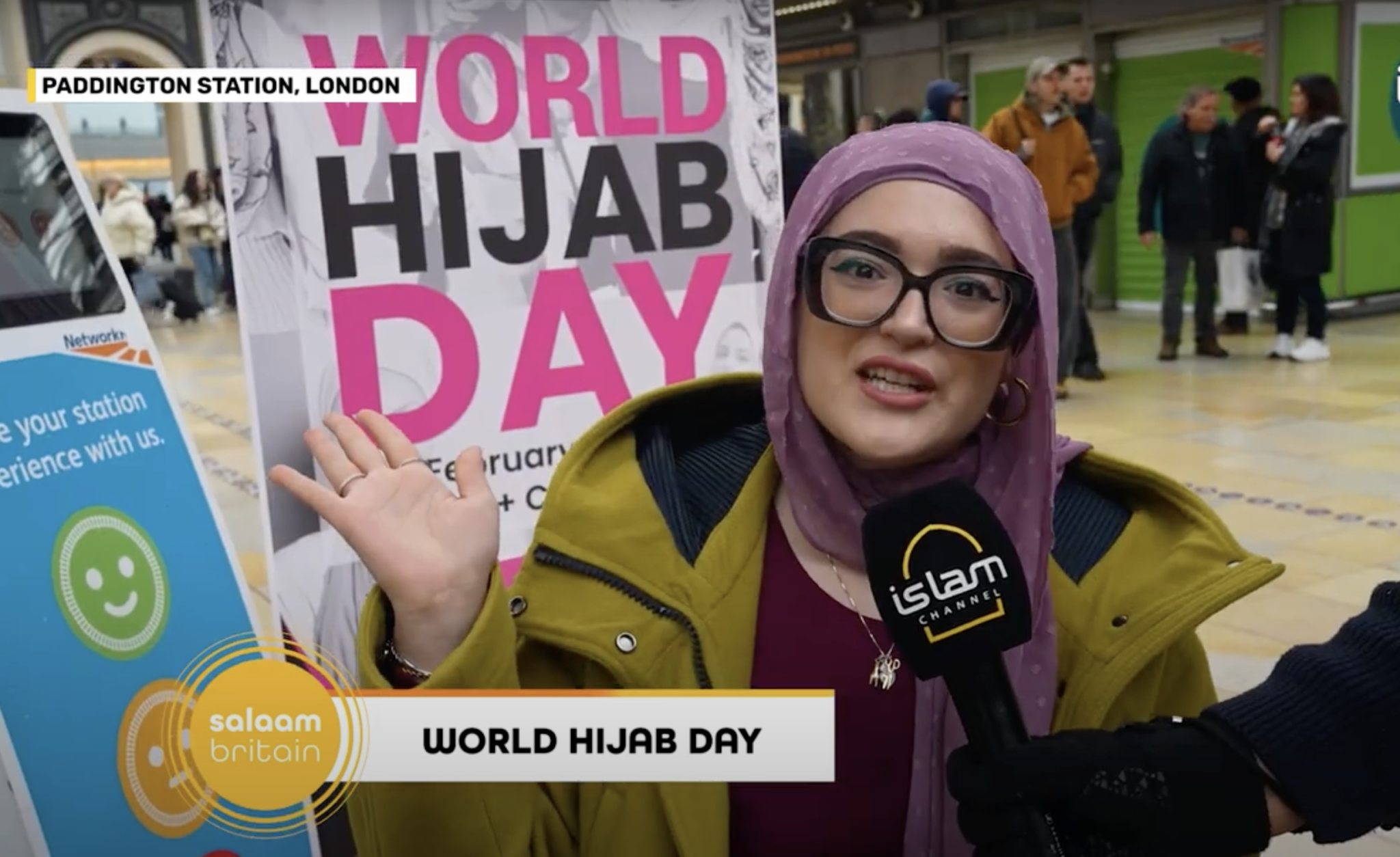 Watch: Commuters try on hijabs for World Hijab Day | Islam Channel